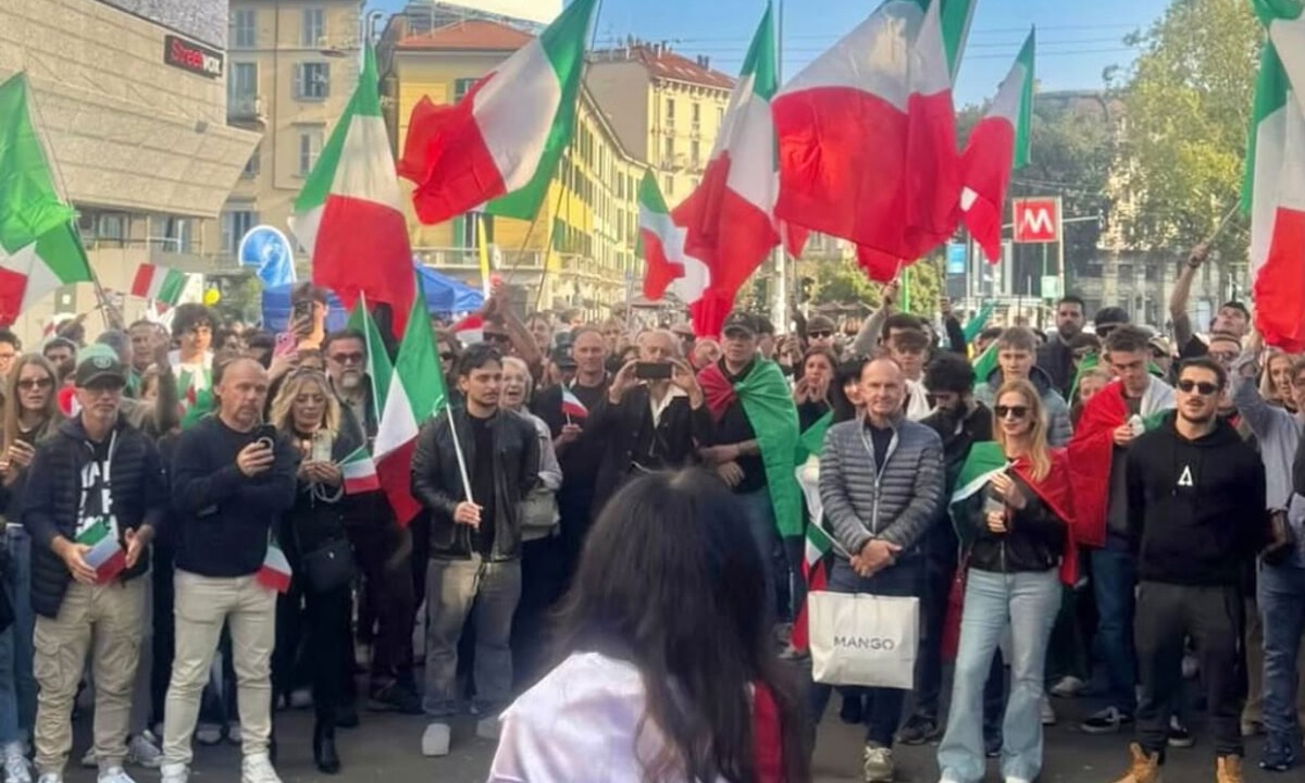 La bandiera, simbolo dell'identità nazionale - L'Altravoce Il Quotidiano